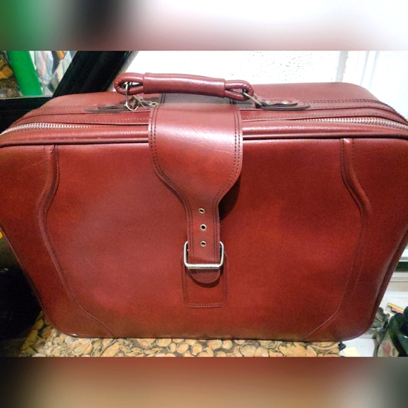 Bags | Vintage Suitcase Luggage Soft Shell Red Burgundy | Poshmark